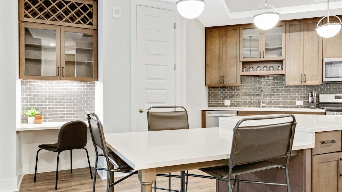 Flexible Stays | Stay Longer and Save up to 30% | Landing